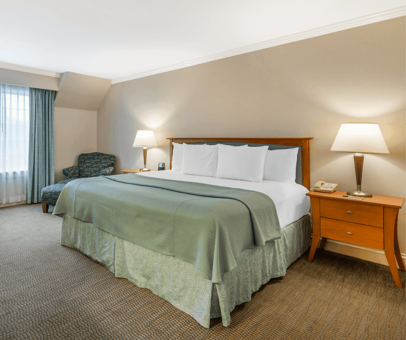 Hotel Packages & Offers | Gorges Grant Hotel in Ogunquit, Maine