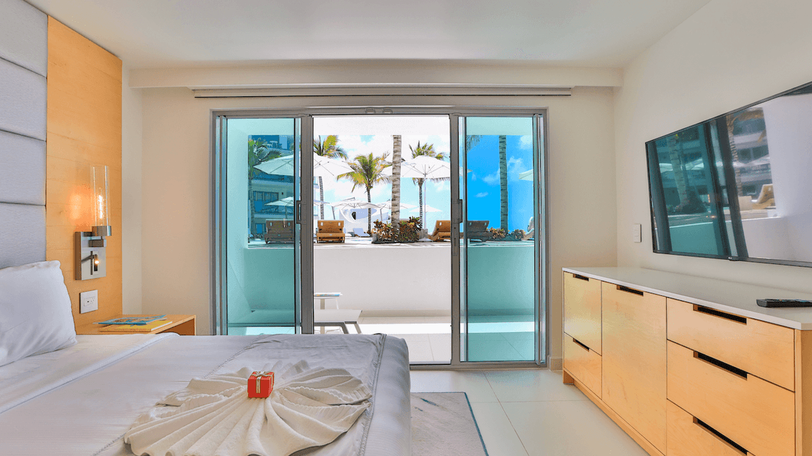 Poolview Queen-Double Guestroom | St Maarten Accommodations