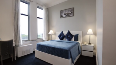 Lakeview King | Historic Chicago Hotel Rooms & Suites